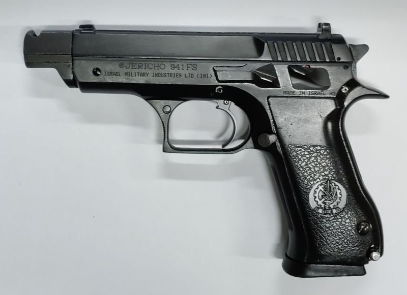 Pistole samonabíjecí Jericho 941 FS IWI